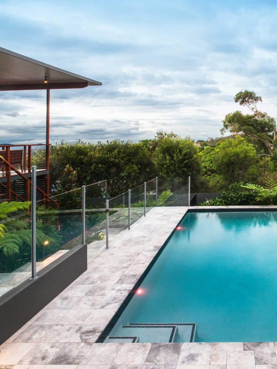 Top Swimming Pool Fencing Perth | Contact Us Now!